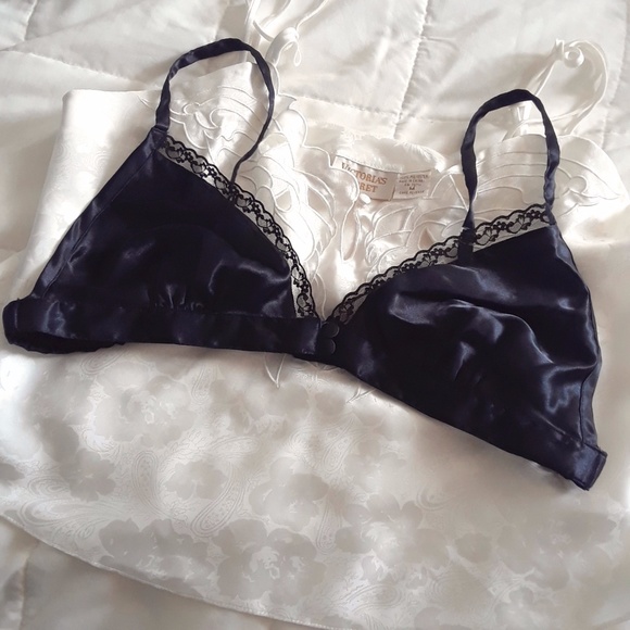 Victorias Secret Intimates And Sleepwear Vtg Victorias Secret Black Bra Gold Crown Nos Poshmark